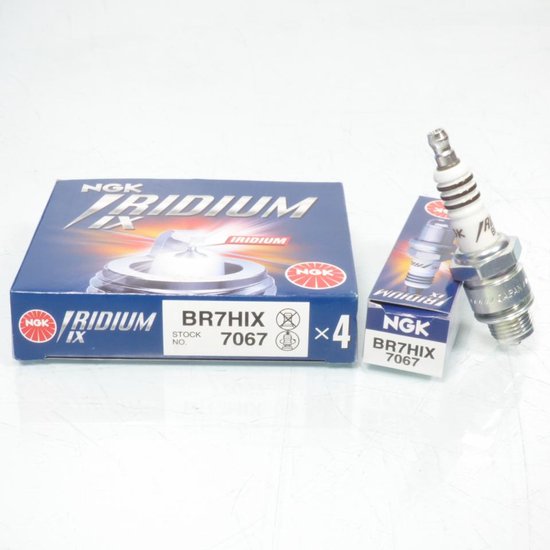 Bougie d'allumage NGK pour Mobylette Tomos 50 2T 2008 à 2020 BR7HIX ...