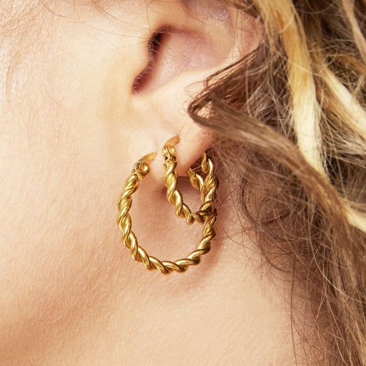 Yehwang-Oorbellen-Hoops-Hangers-Goud-Stainless-Steel-Twine | bol.com