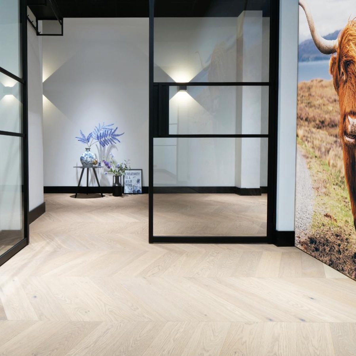 Hoge plinten - MDF - Moderne plint 70x15 mm - Zwart - Voorgelakt - RAL ...