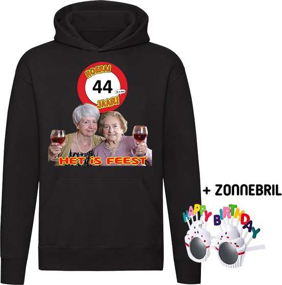 Hoera 44 jaar! Het is feest Hoodie + Happy birthday bril - verjaardag ...