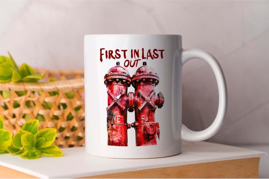 Mok First In Last - Firefighter - Gift - Cadeau - FireRescue ...