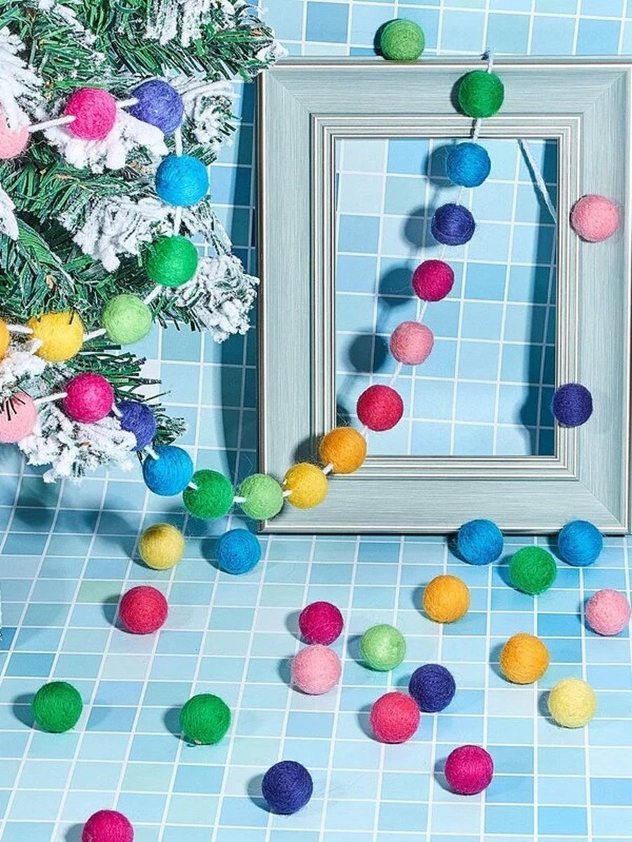 Slingers Pom Pom Guirlande – Slinger | Lila - Rose - Groen - Geel ...