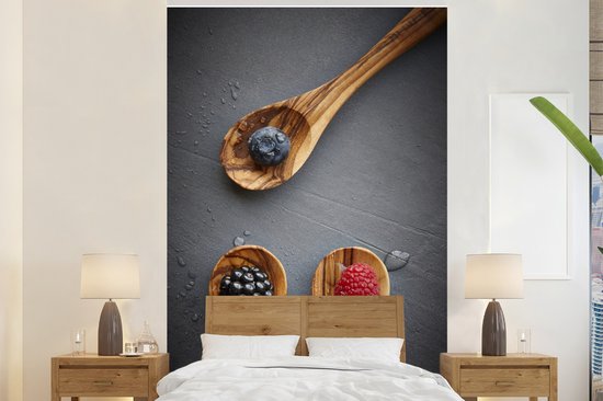 Behang - Fotobehang Verschillende soorten fruit in pollepels - Breedte 225 cm x hoogte... | bol