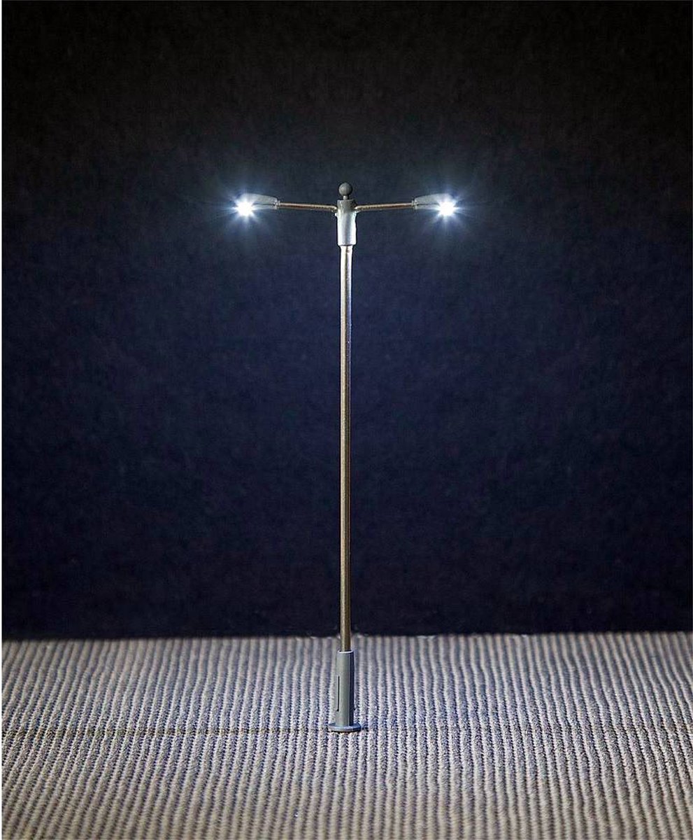 Faller - LED-Straatverlichting, aanzetlamp, dubbele uithouder ...