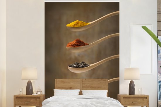 Behang - Fotobehang Verschillende soorten kruiden in houten pollepels - Breedte 225 cm... | bol