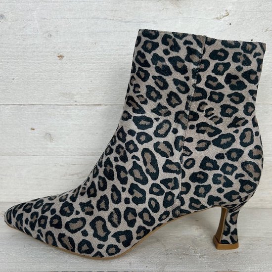 Panter cowboylaars met elegant hakje Panter / 40 | bol