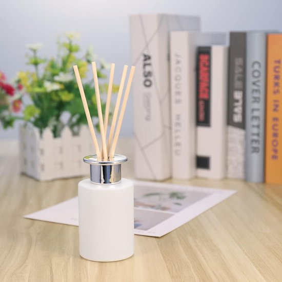 Matwitte riet diffuser flessen - 4 stuks - 100 ml - zilveren deksel ...