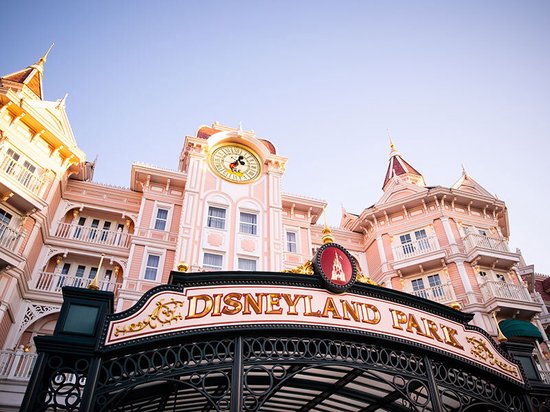 Bongo Bon - GEZINSUITSTAP NAAR 2 DISNEY® PARKEN IN PARIJS: 4 MEDIUM ...