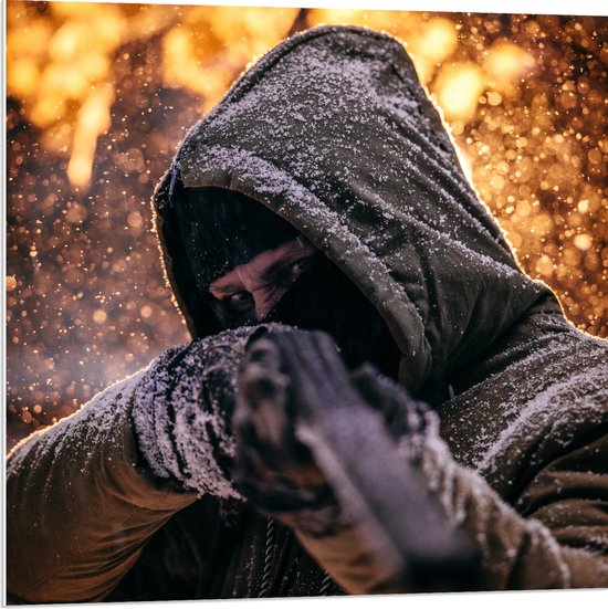 PVC Schuimplaat- Man met Geweer in Handen voor Rook - 80x80 cm Foto op ...