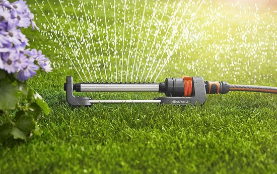 sprinkle - Gazonsproeier zomer, Gardena Aqua - sprinkler gazonsproeier ...