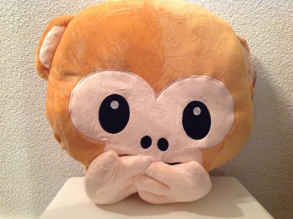 Emoji - Emoticon - Smiley - Knuffel - kussen - Monkey - Zwijgen | bol.com