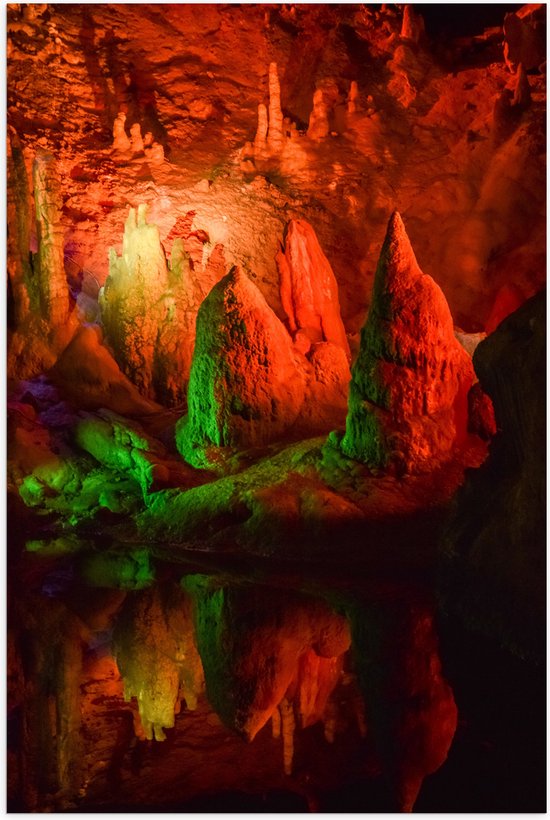 WallClassics - Poster (Mat) - Roze Lichtgevende Grot - 100x150 cm Foto ...