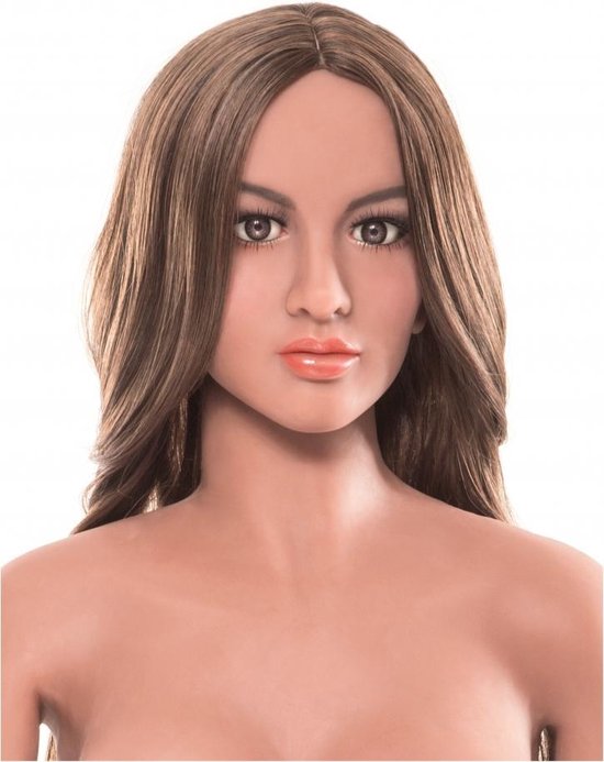Pipedream Ultimate Fantasy Dolls Poupée Réaliste Carmen Real Life Beige