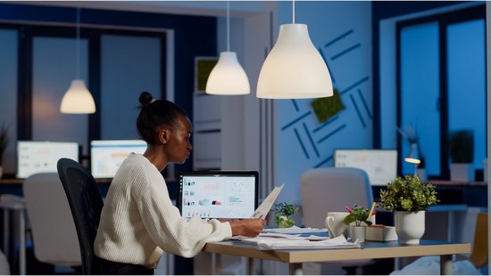 Philips MASTER LED Bulb Ultra Efficient E27 Peer Helder 5.2W 1095lm - 830 Warm Wit |... | bol