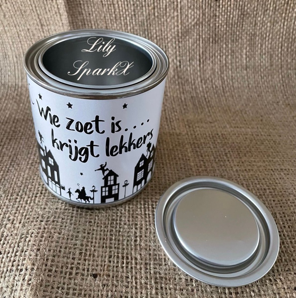 Schoencadeautje Sinterklaas - Cadeau blik sinterklaas - wie zoet is ...